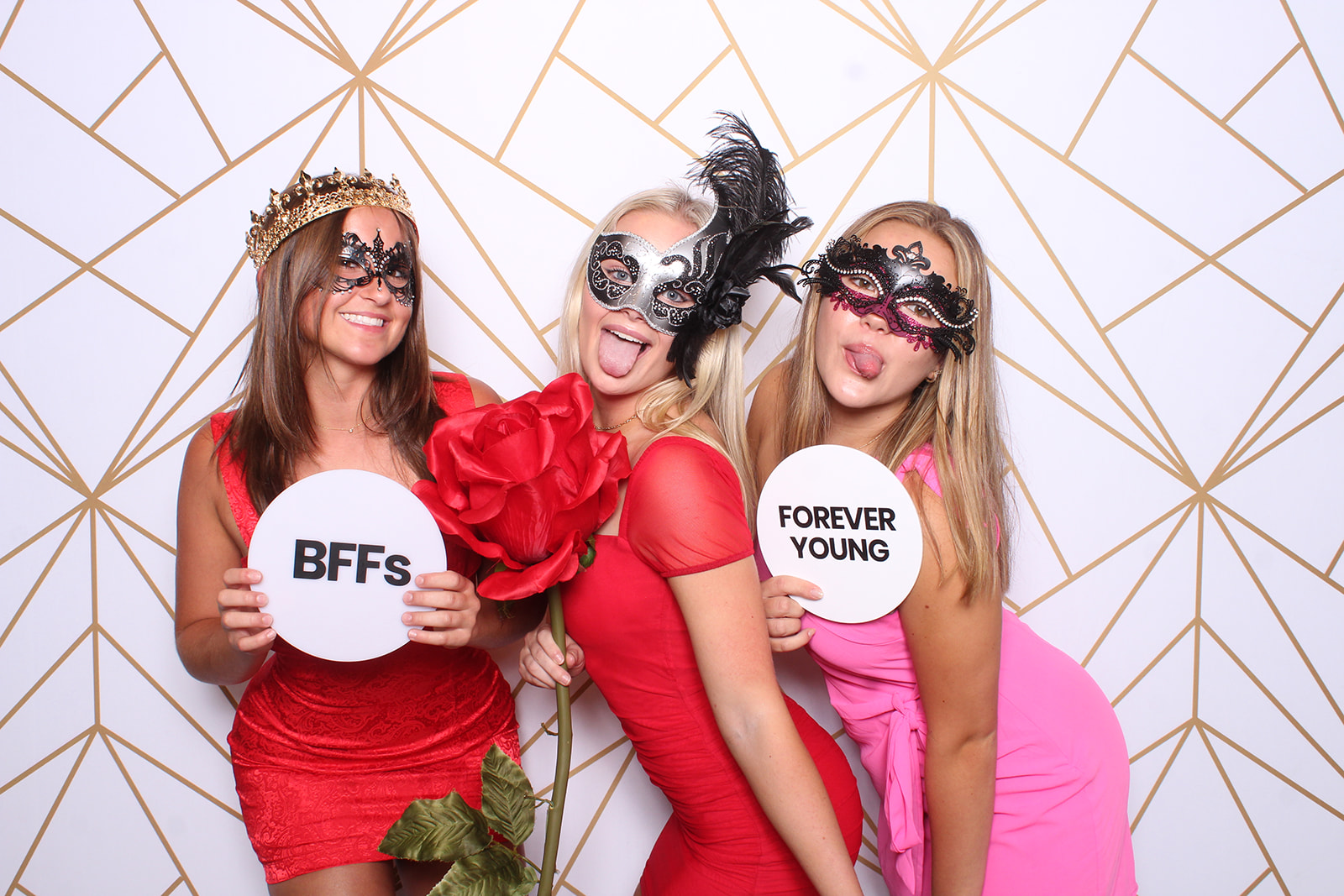 Sweet 16 Photo Booth Rental - Rooftop 220, Tampa, Florida - The Gala ...